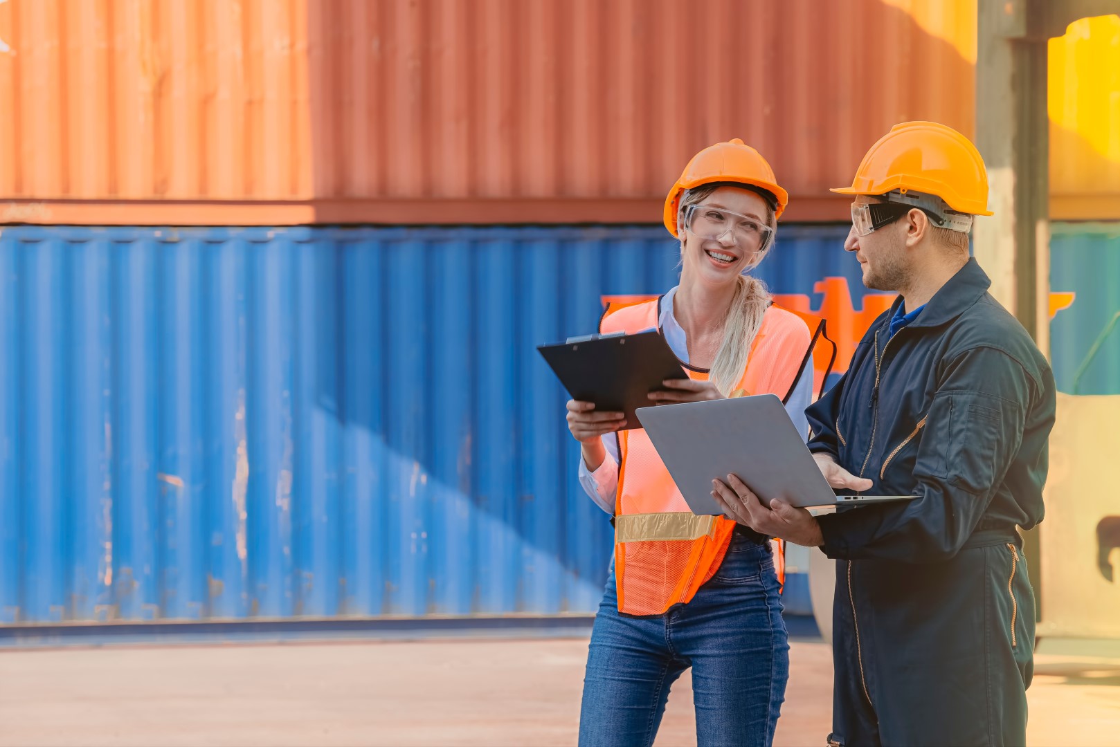 Técnico Laboral en Logística y Transporte – Instruvial